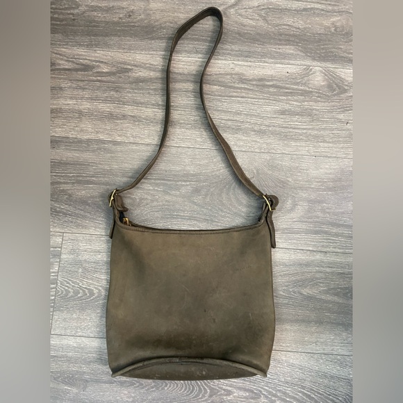 Coach | Bags | Vintage Coach8828 Brown Leather Crossbody Shoulder Purse ...